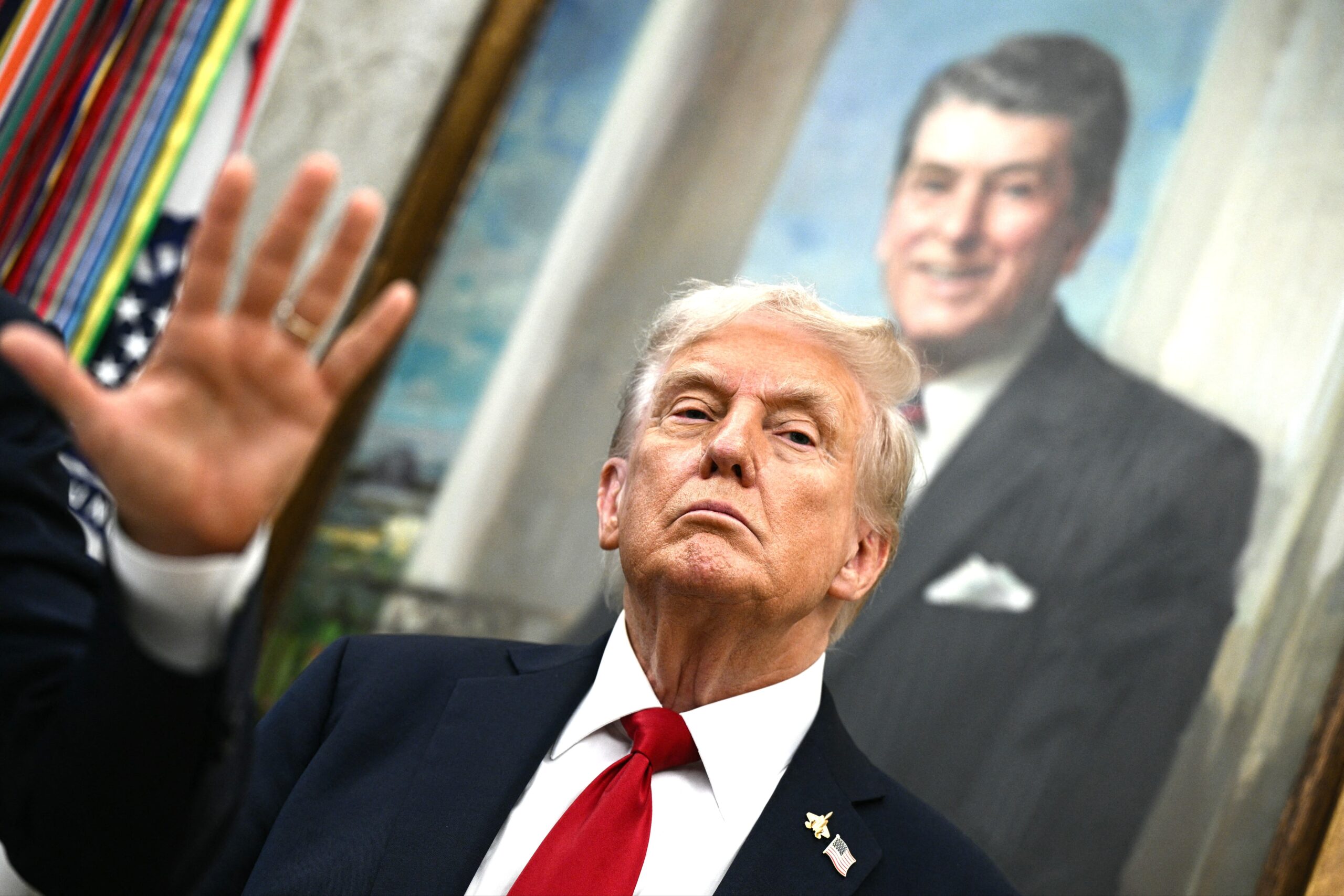 Max Boot, biographe de Reagan, dézingue Donald Trump : "Sa posture ...